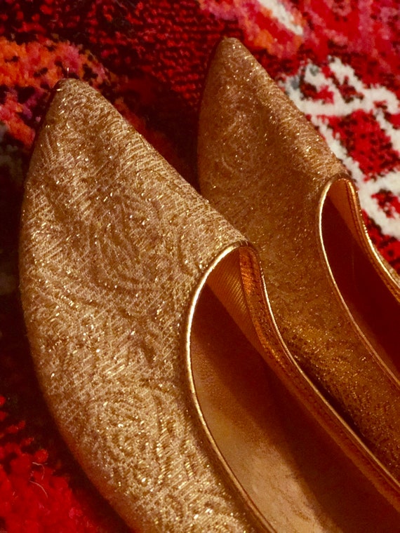 Vintage Gold Brocade Shoes - Gem
