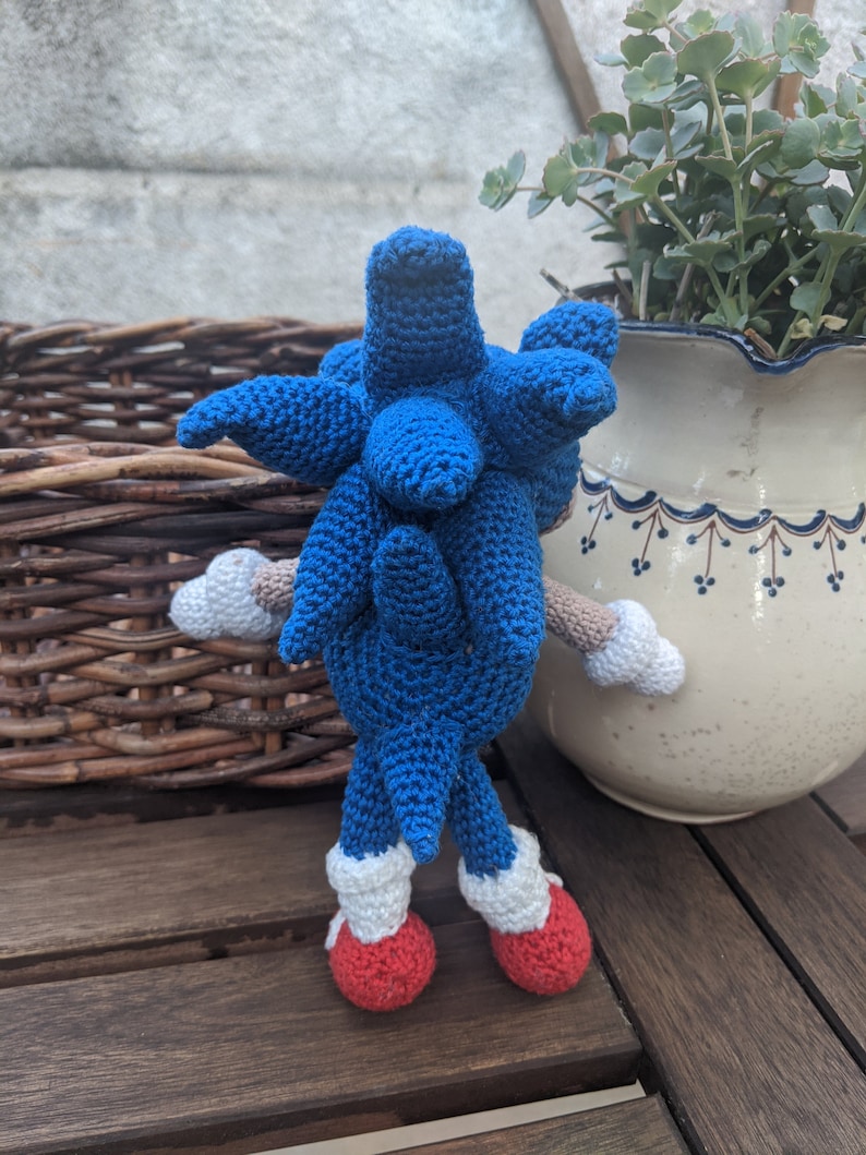 Sonic the Hedgehog Crochet Amigurumi Character - Etsy Canada
