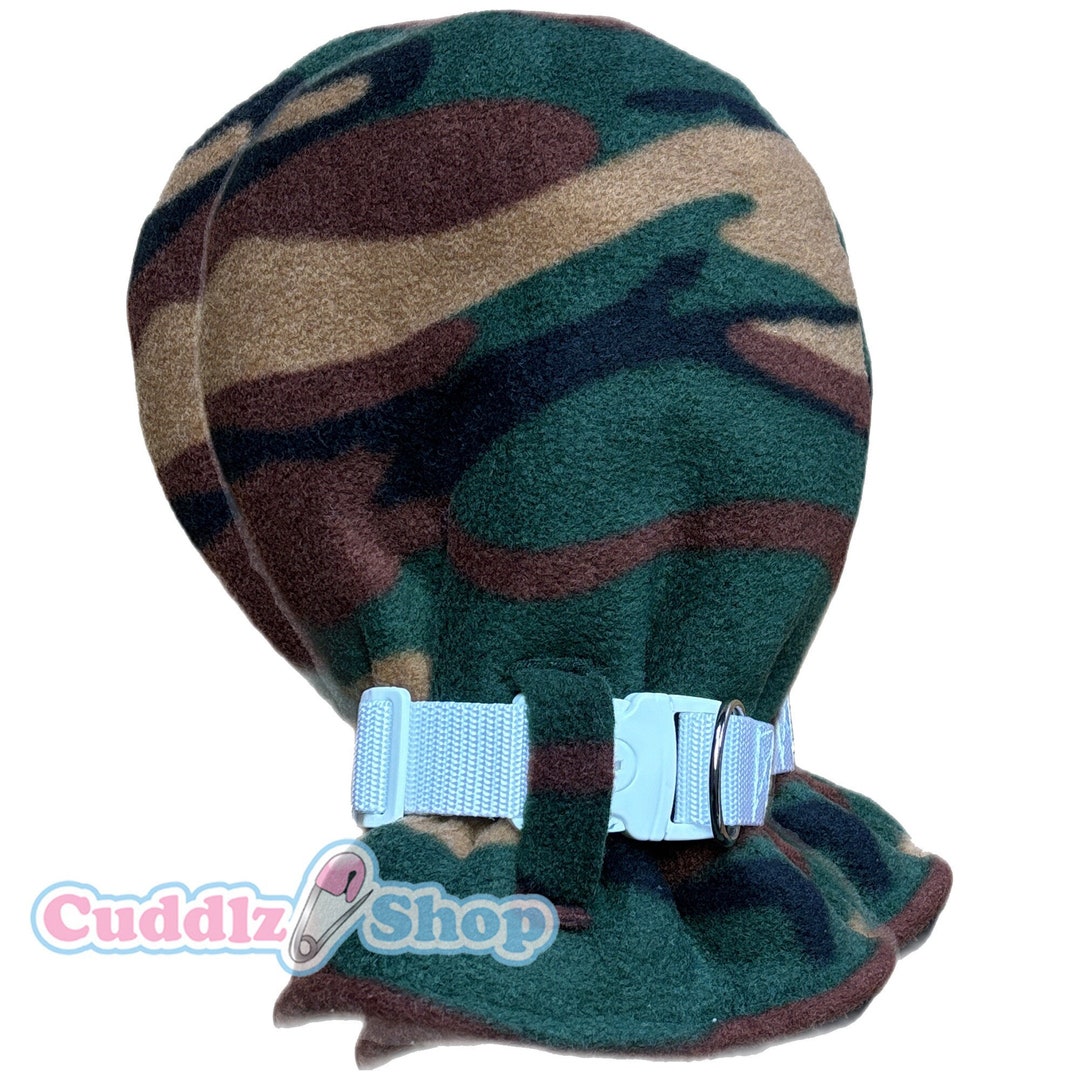 Cuddlz Green Camouflage Pattern Fleece Adult Sized Locking Lockable ...