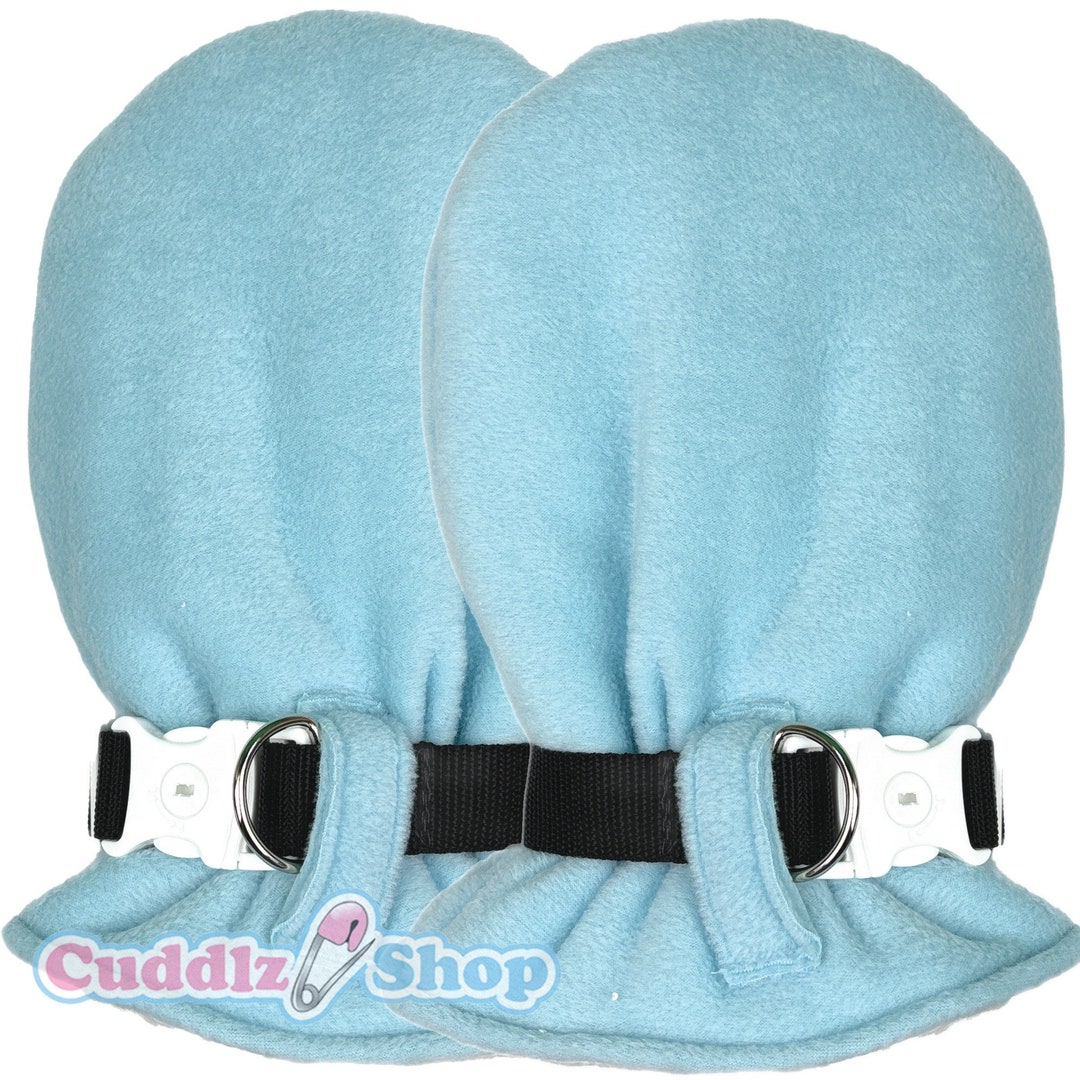 Cuddlz Pair of Blue Fleece Adult Sized Locking / Lockable Mittens ...