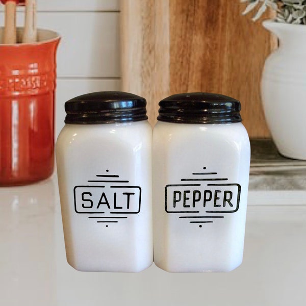 Vintage Salt and Pepper Shakers - Etsy