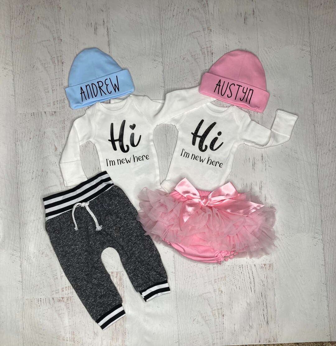Twins Matching Outfits Personalized Boy Girl Newborn Gift Hi I'm New ...