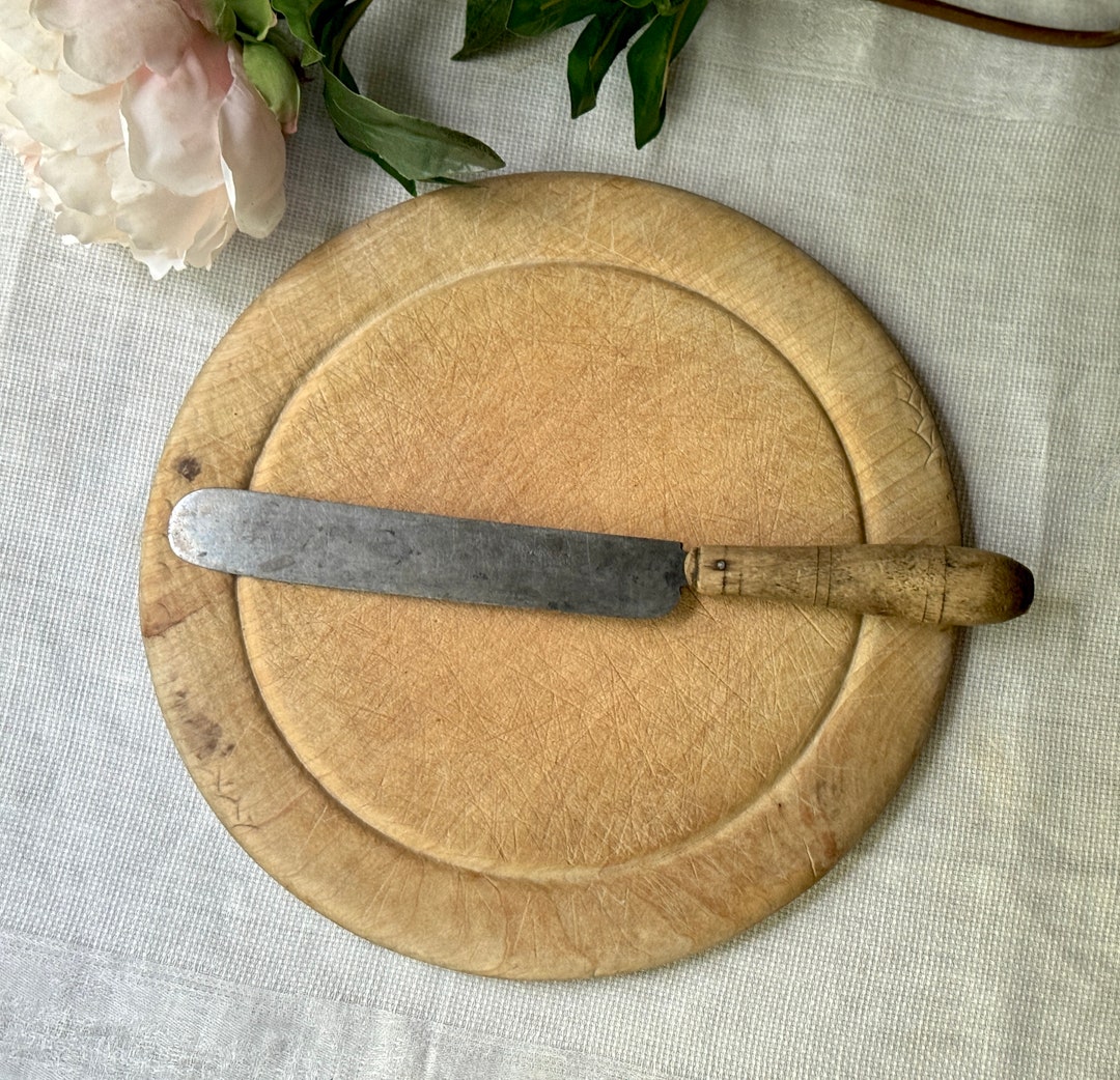 Antique Round Wood Carved Bread Board & Knife 2 Piece Set Primitive ...