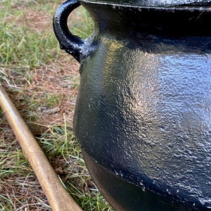 Antique Extra Large Black Cast Iron Cauldron With Handles Primitive ...