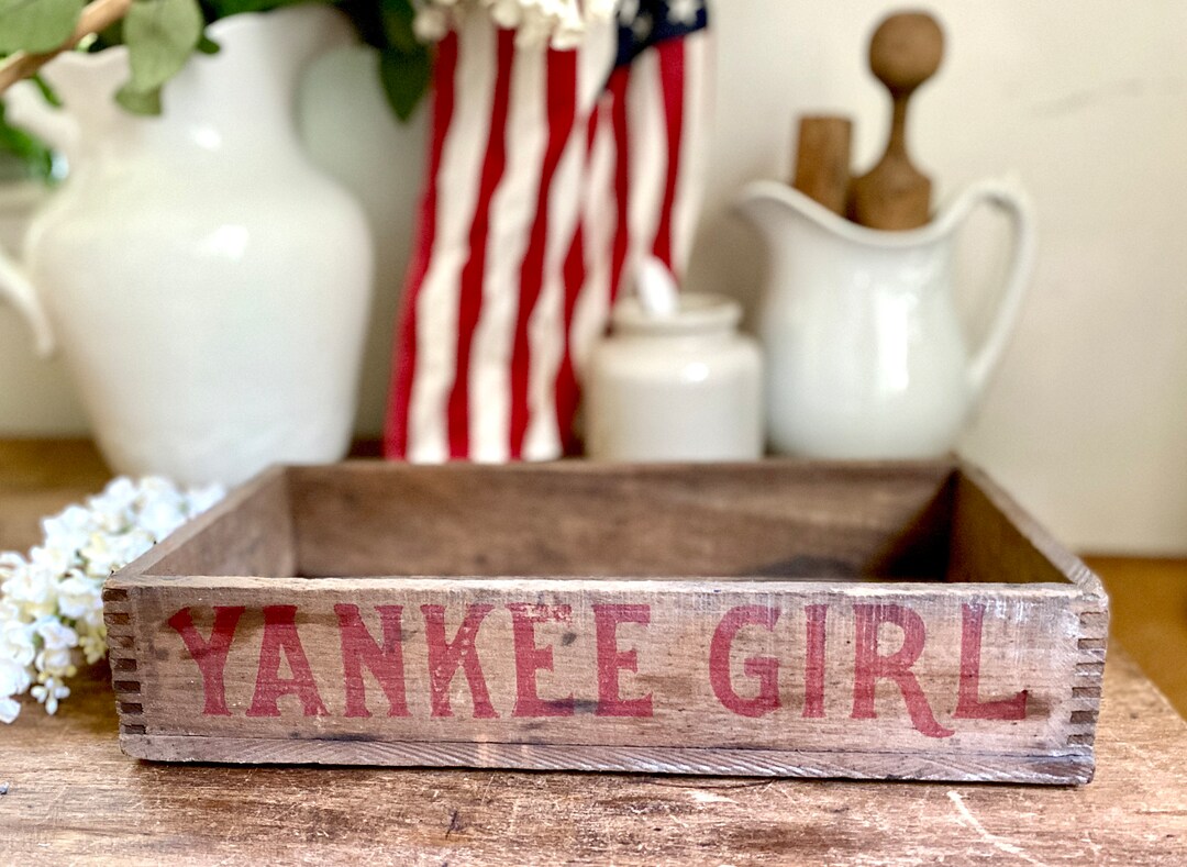 Antique Red YANKEE GIRL Primitive Wood Box Finger Joint Corners ...