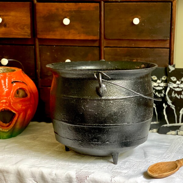 Antique Cauldron - Etsy