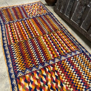Vintage Taznakht Rug Collection Piece Low Pile Hanging Wall Moroccan ...