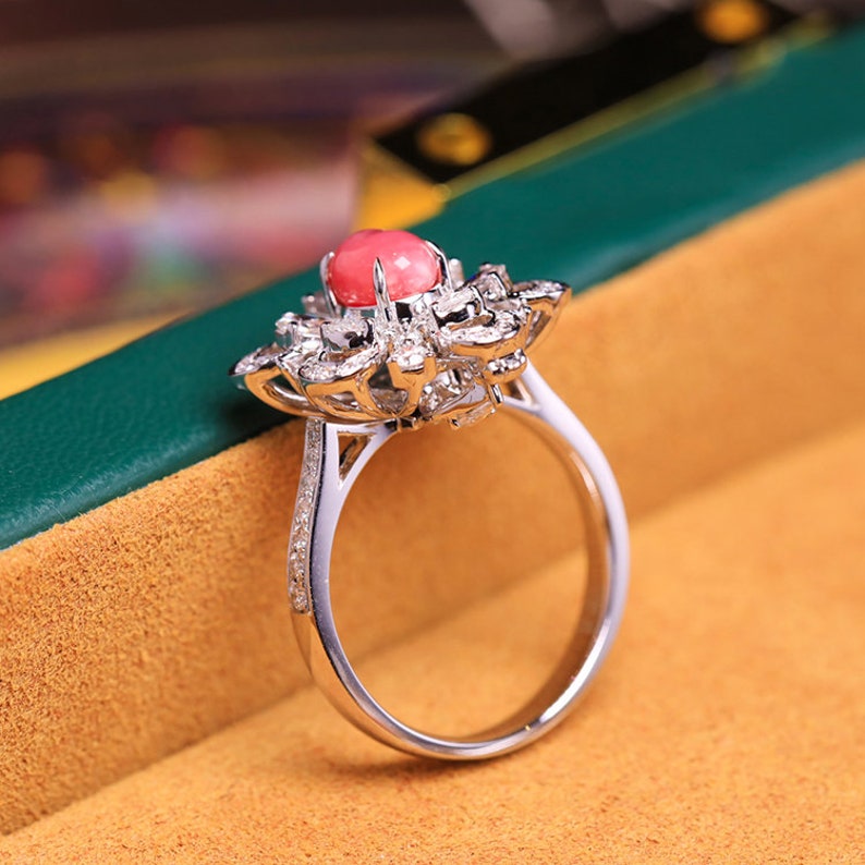 Flower Two-way Queen Conch Pearl & White Diamond Necklace - Etsy