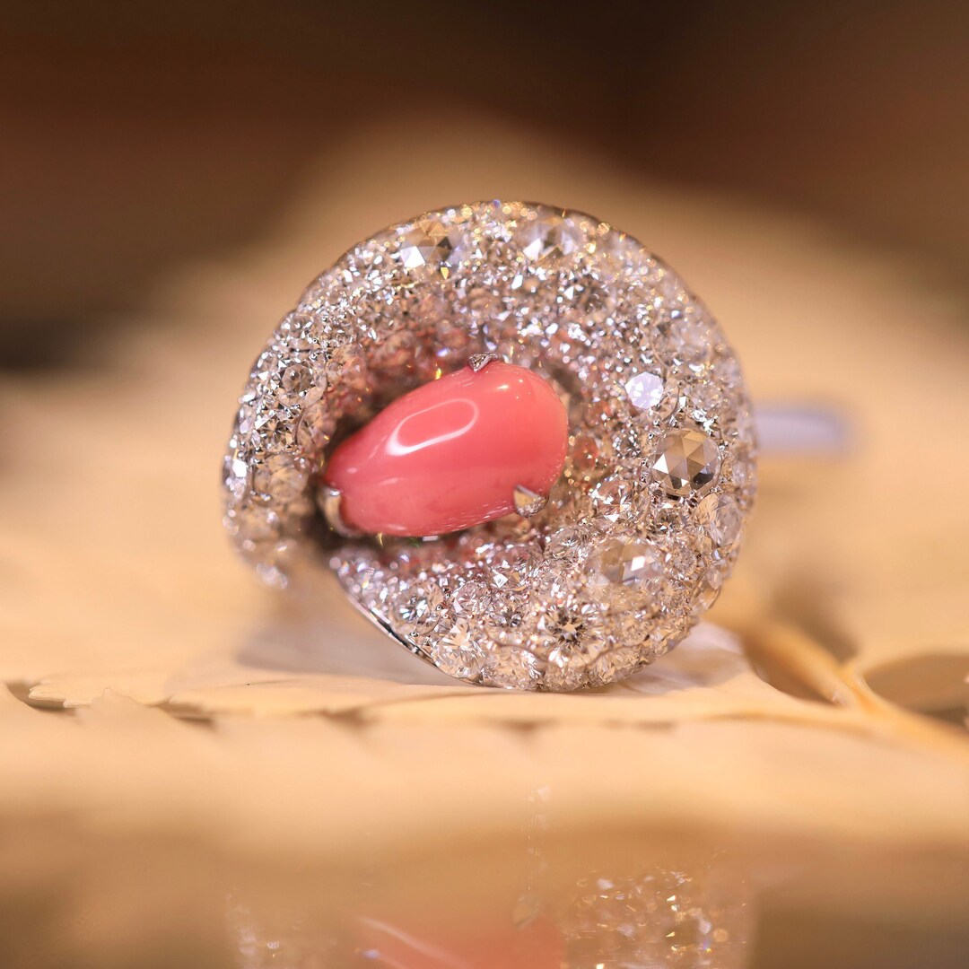 1.7carat Queen Conch Pearl & Diamond 18k Solid White Gold Ring, Pearls ...