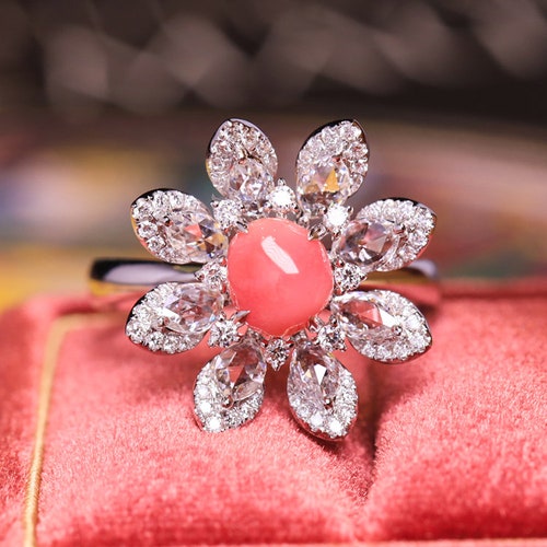 1.7carat Queen Conch Pearl & Diamond 18k Solid White Gold - Etsy