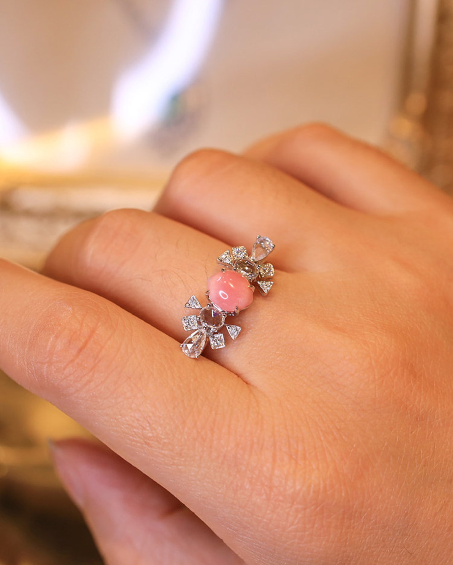 1.41carat Queen Conch Pearl & White Diamond 18k Solid White | Etsy