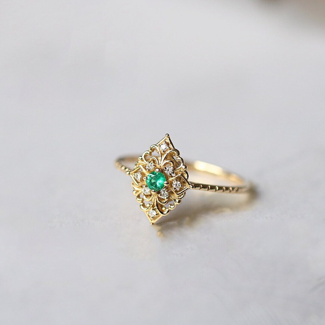 Cabochon Emerald With Natural White Diamonds 18k Solid Yellow - Etsy
