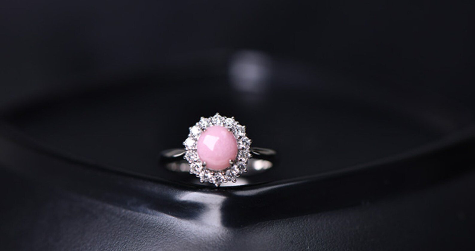 Queen Conch Pearl & White Diamond 18k Solid White Gold Ring - Etsy