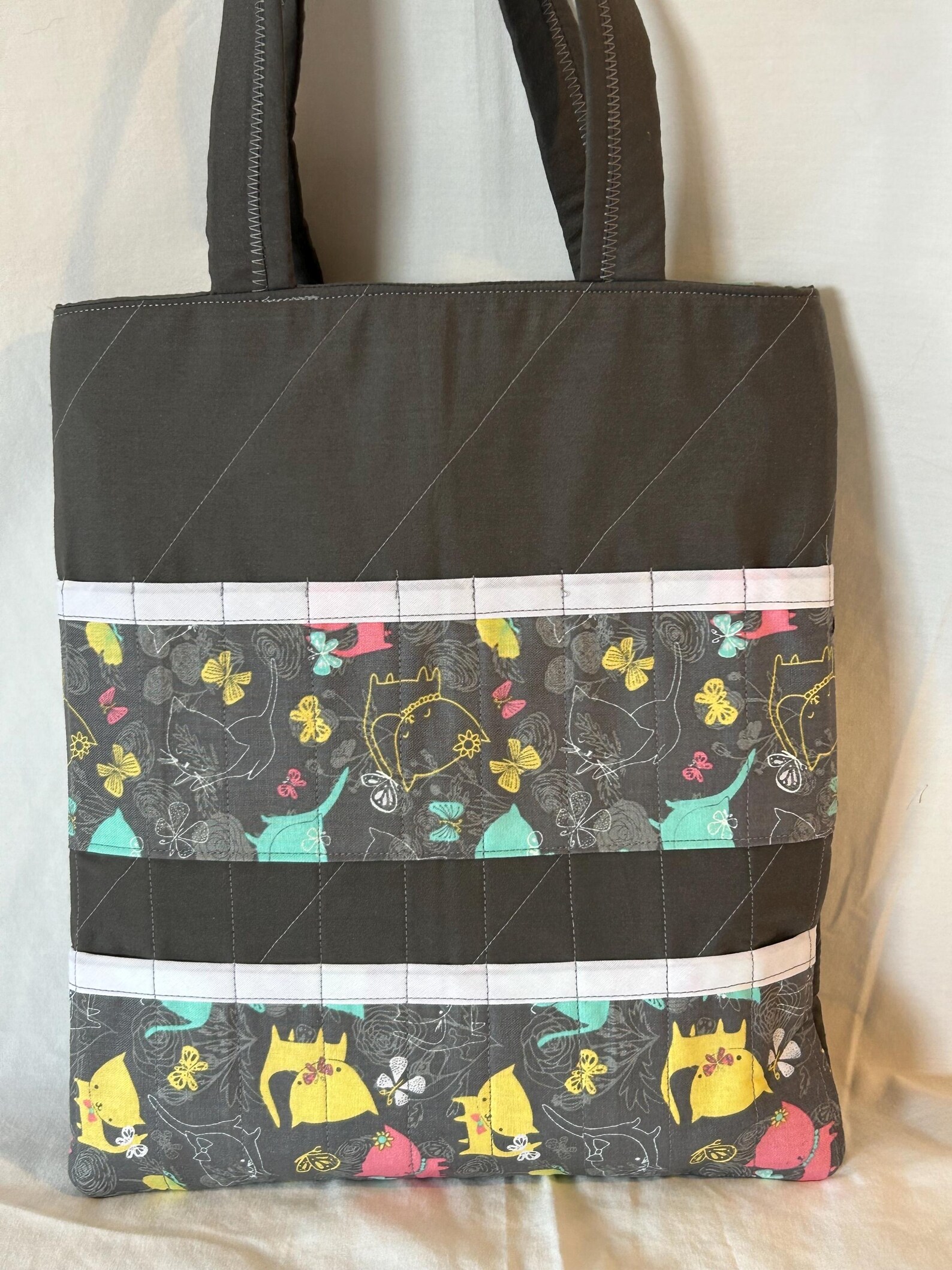 CHILDRENS COLORING BAG - Etsy