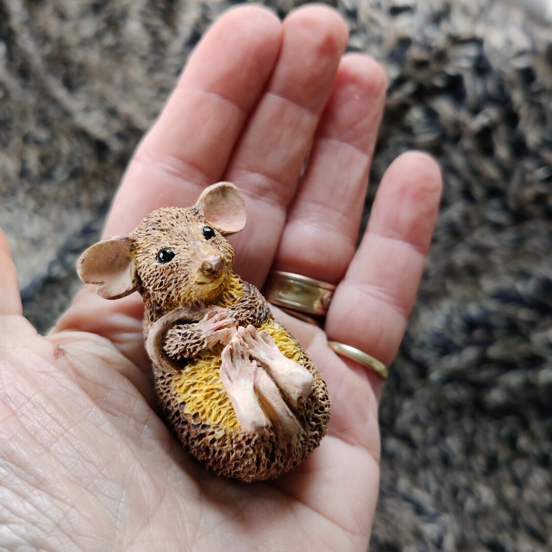Duncan Mouse Sculpture - Etsy