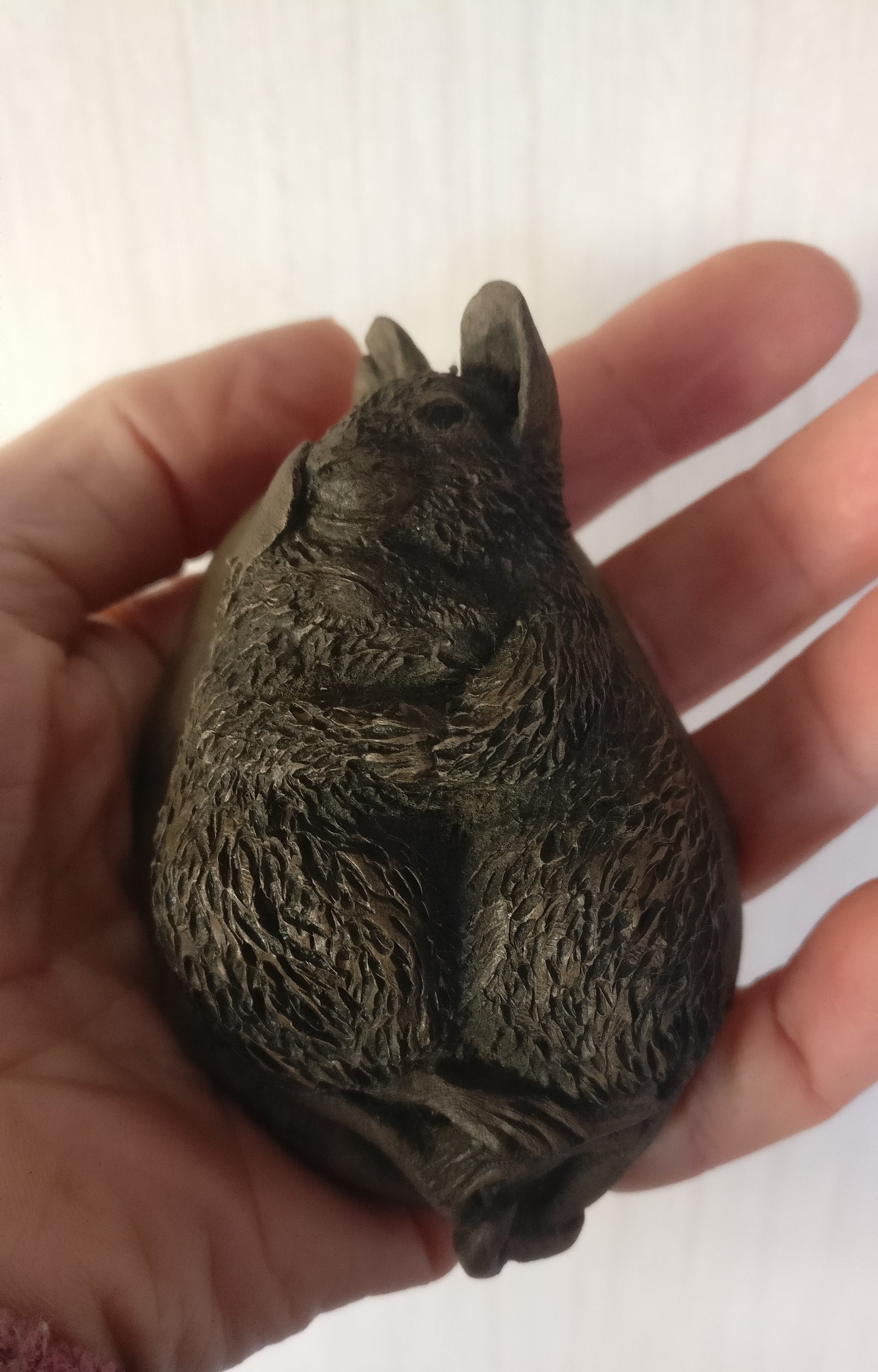 Mice Hugging Sculpture, Cuddle, Mother, Father and Child, Safe Place ...