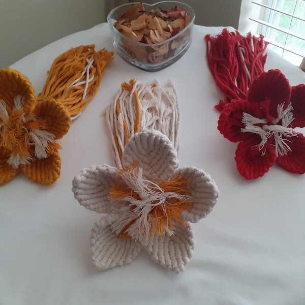 Macrame Flower - Etsy