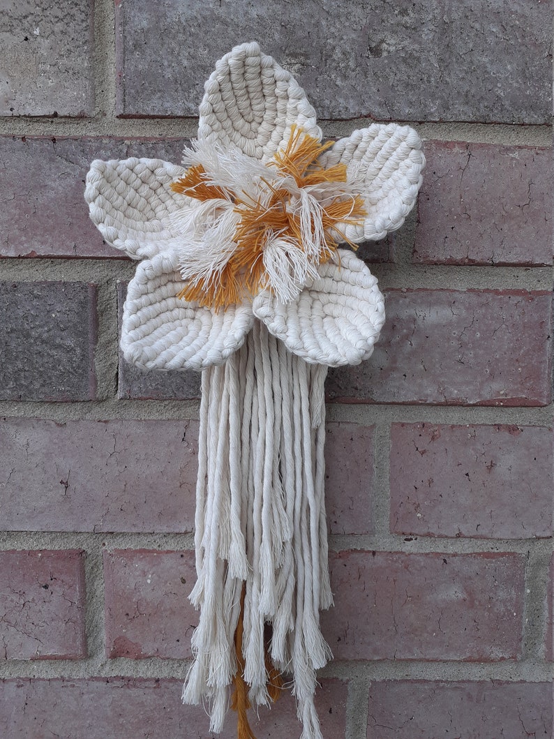 Macrame Flower Wall Hanging Macrame Flower Flower Wall Art - Etsy