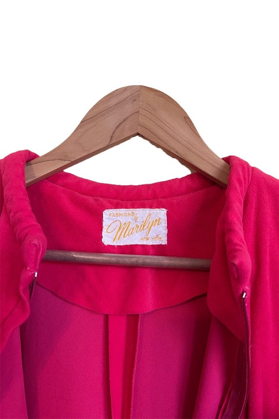 Pink Velour 1970s housecoat - Gem