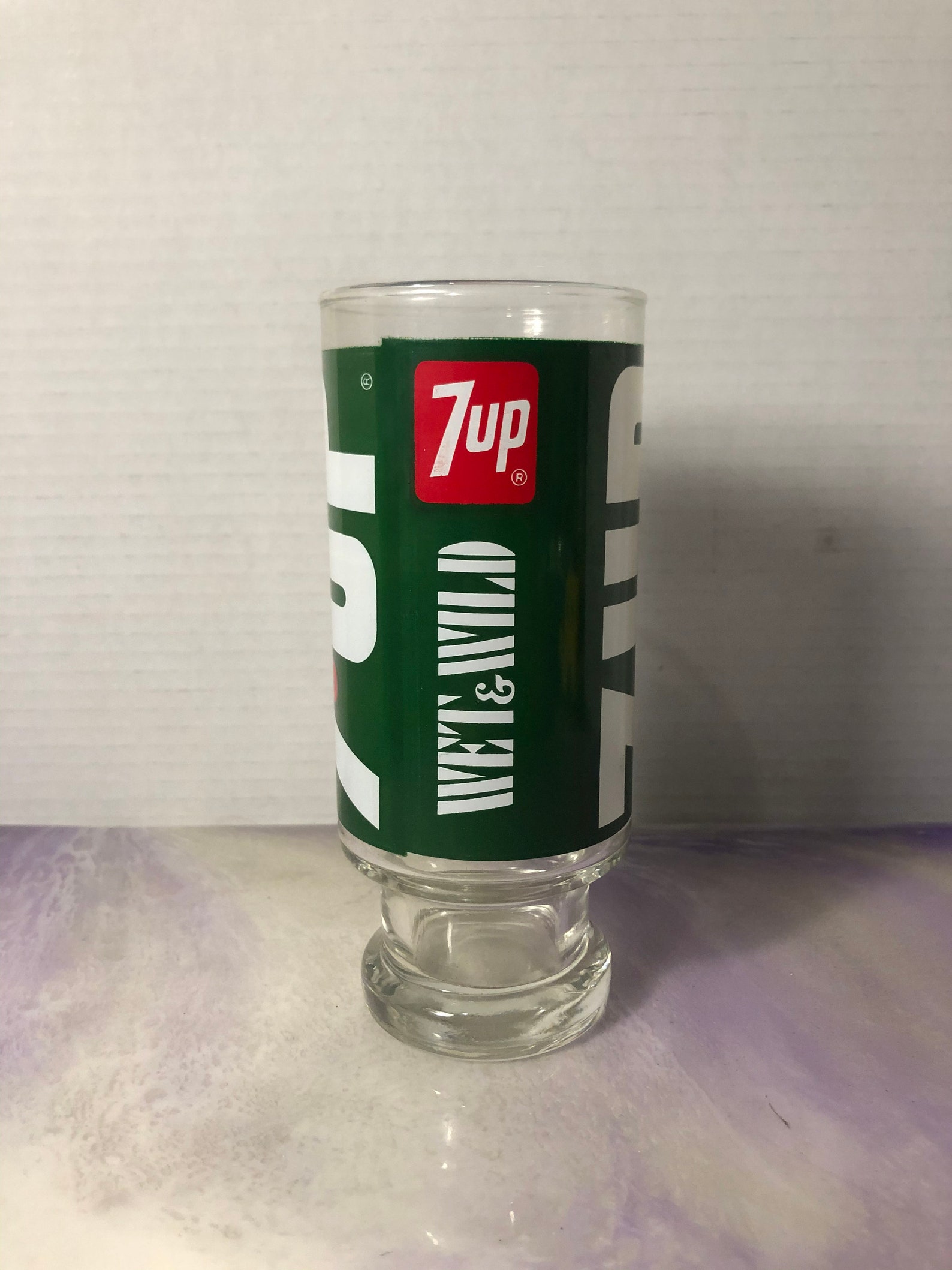 Vintage Nostalgia 7UP Retro Glass Vintage the Uncola Green and White ...