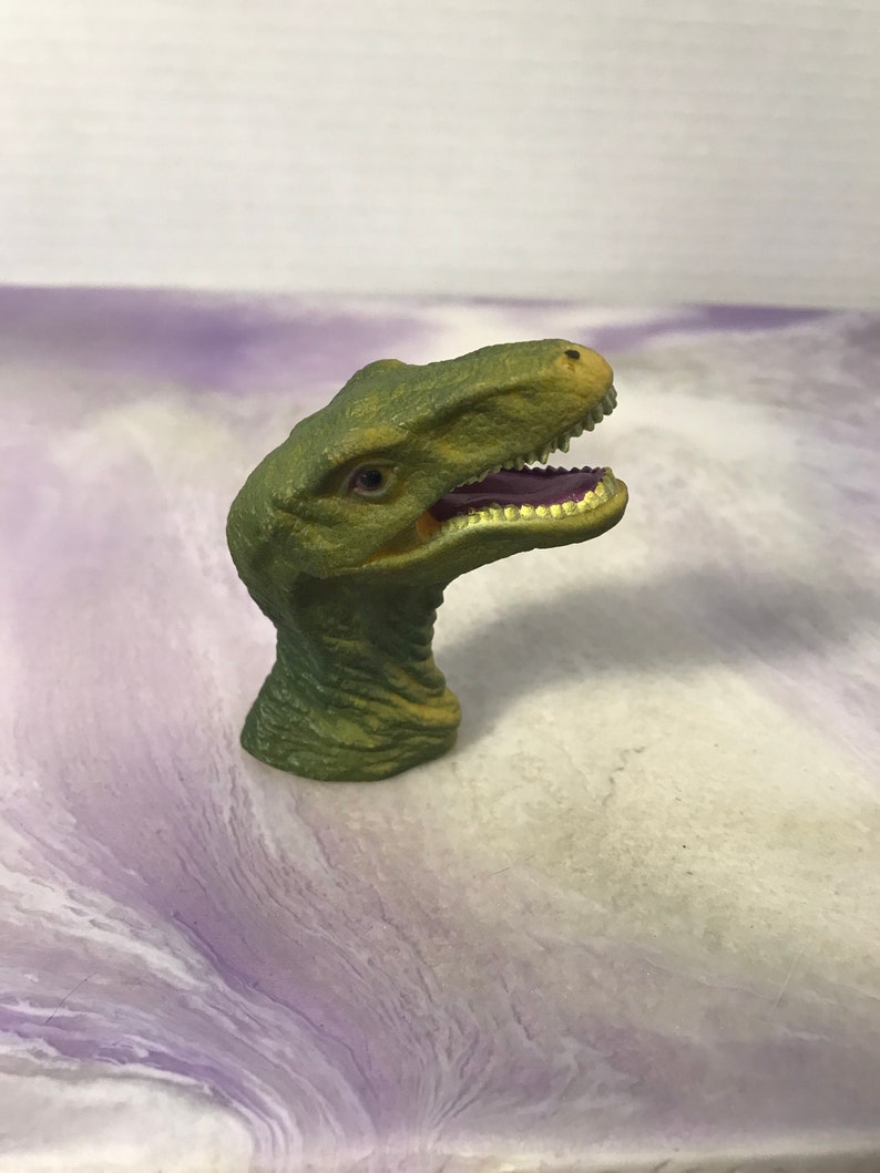 Vintage Dinosaurs VELOCIRAPTOR Finger Puppet Toy Rare - Etsy Hong Kong