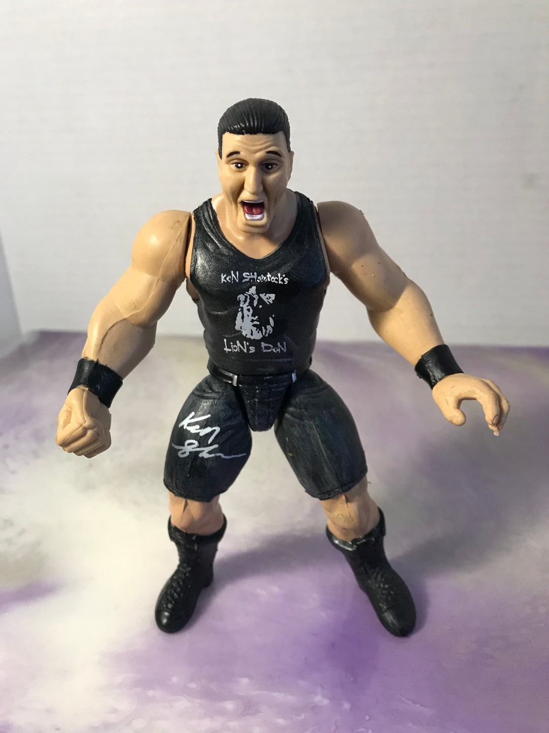 Vintage 90's WWE Loose Ken Shamrock -action Wrestling Figure Jakks ...