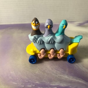 Vintage 1994 Disney Looney Tunes Goodfeathers Pigeons Mcdonald's Happy ...