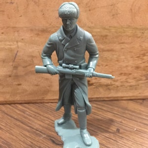 Vintage Louis Marx 6 Soviet Army Man Blue Styled Plastic Toy Figure ...