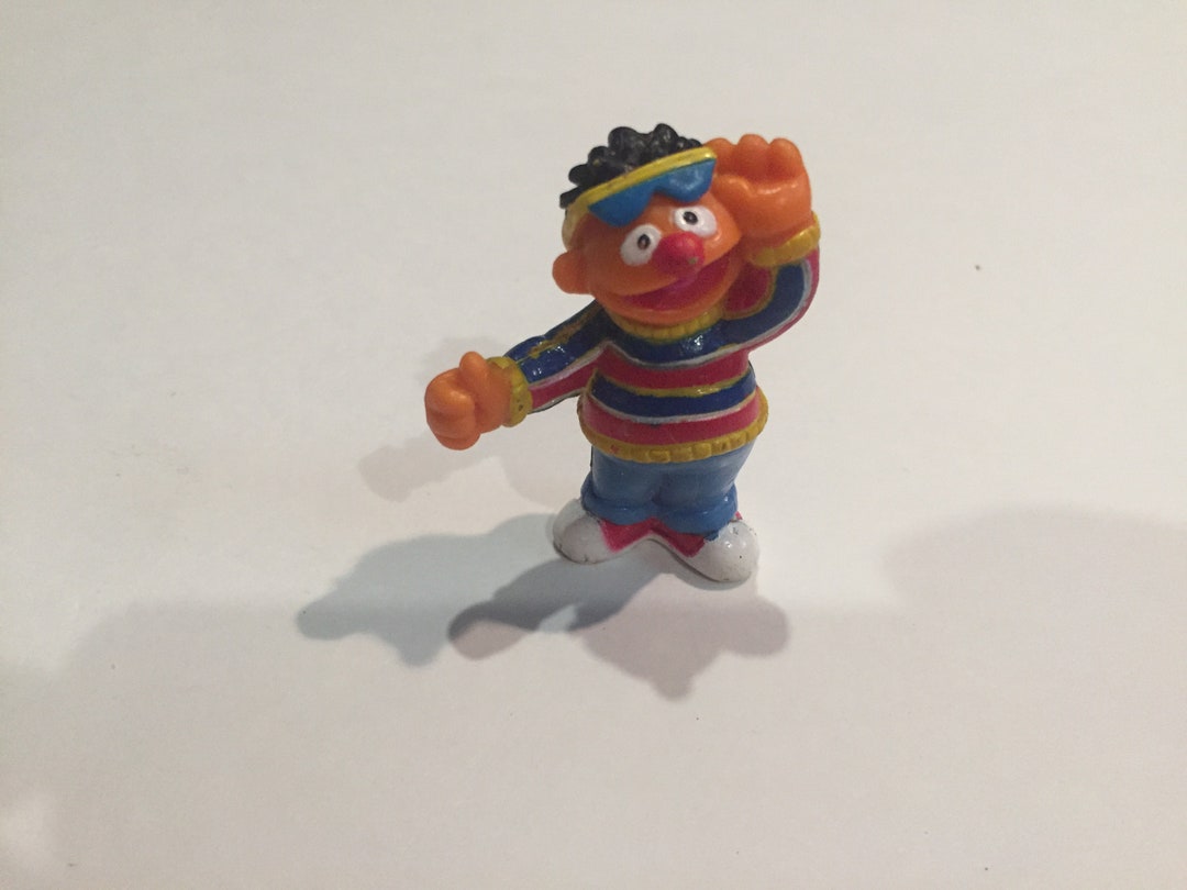 Vintage Sesame Street ERNIE Waving Figure PVC Cake Topper Rare Vintage ...