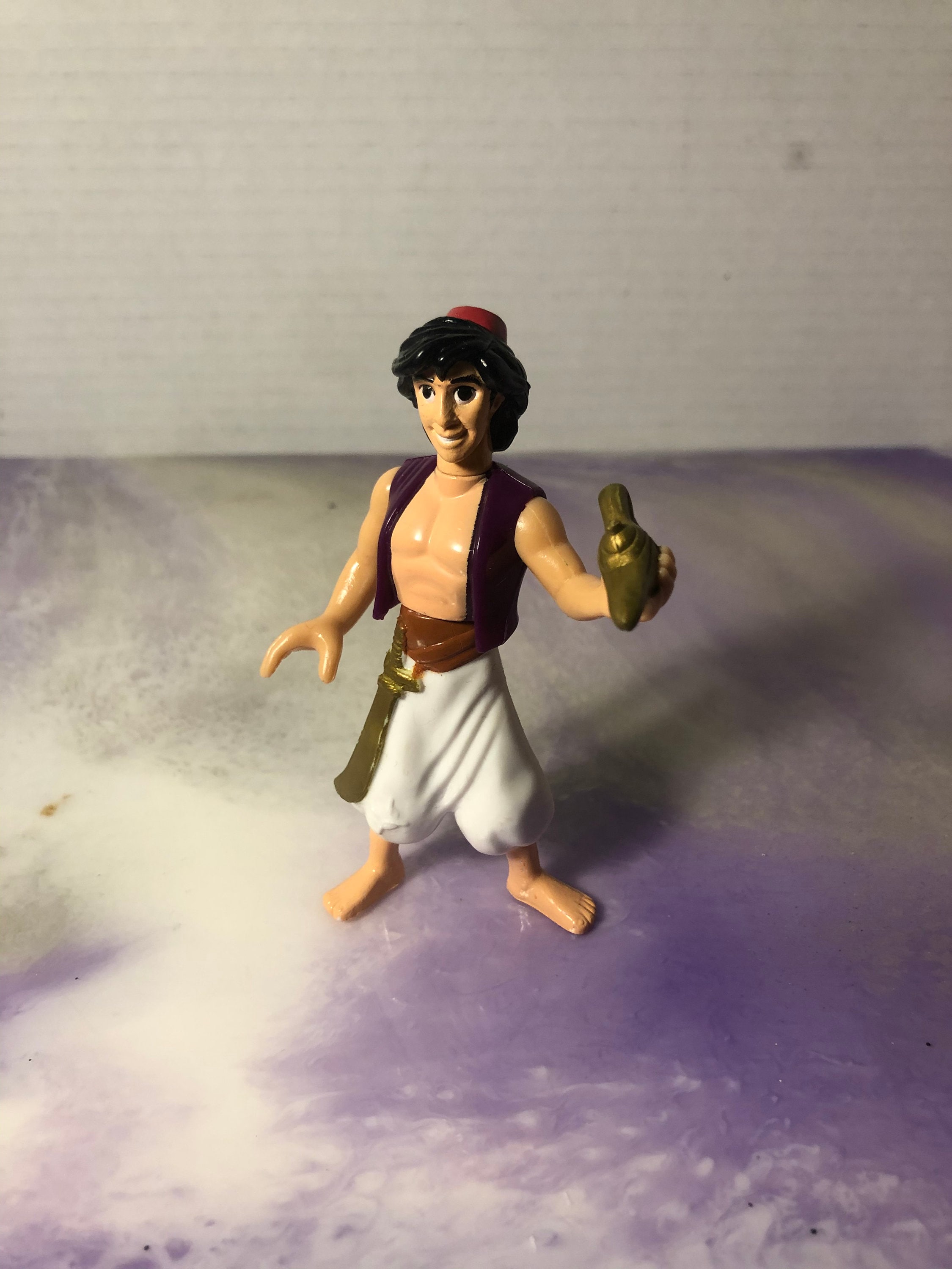 Vintage Disney's Aladdin Figure Aladdin and the Lamp! Disney Aladdin ...