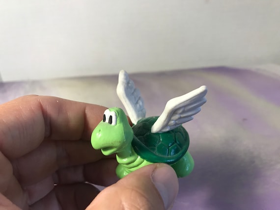 Flying Turtle Toy