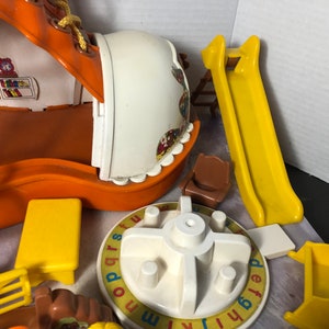 Vintage Matchbox Shoe House Live N Learn TOY With Accessories Vintage ...