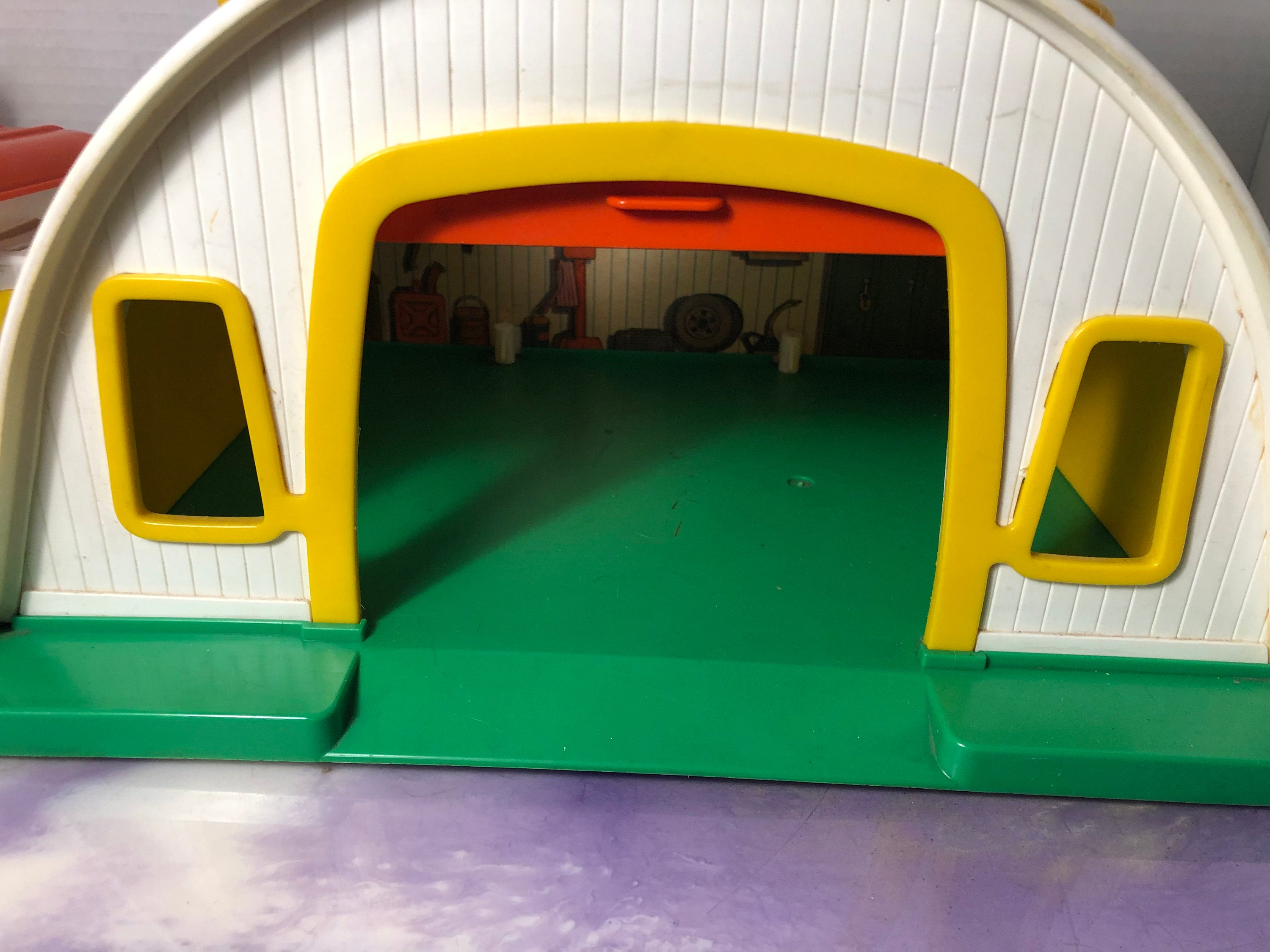 Vintage 1974 Hasbro Weeble Wobbles WEEBLEVILLE Airport Playset - Etsy