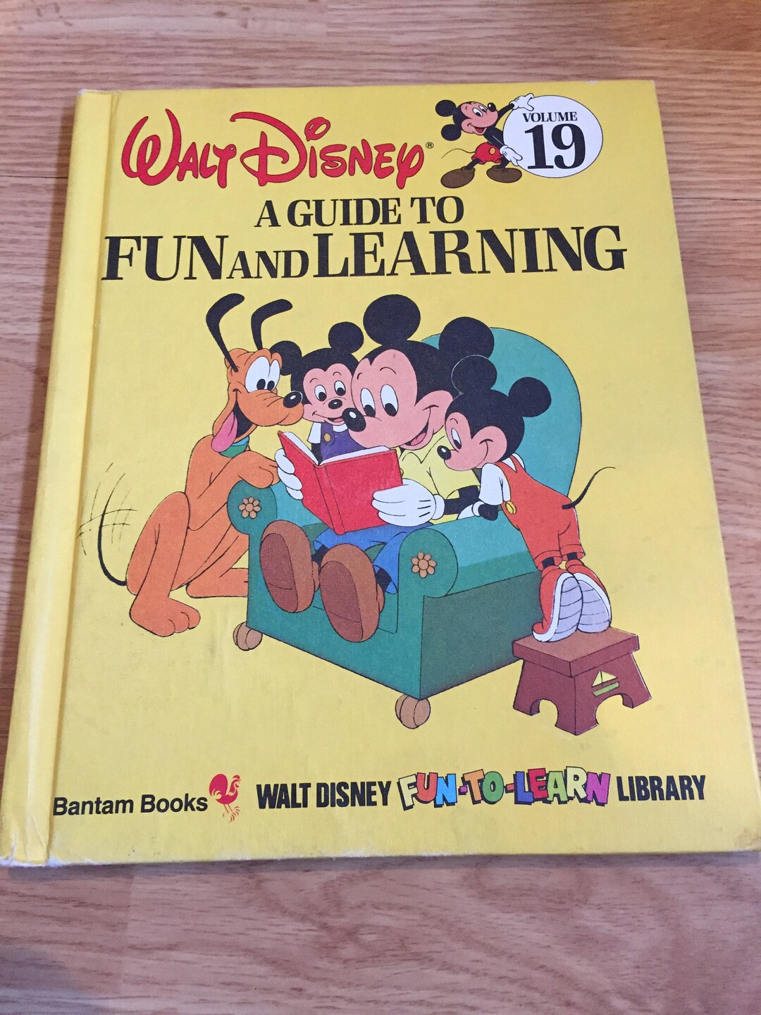 Walt Disney Bantam Book - a Guide to Fun and Learning (volume 19)(1984 ...
