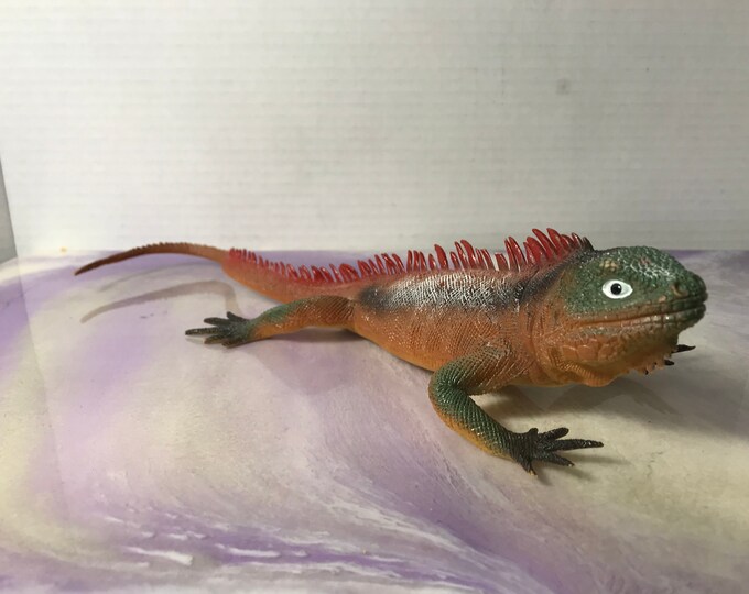 Vintage Reptile Iguana Toys Rubber Green and Red Lizard Rare Vintage ...