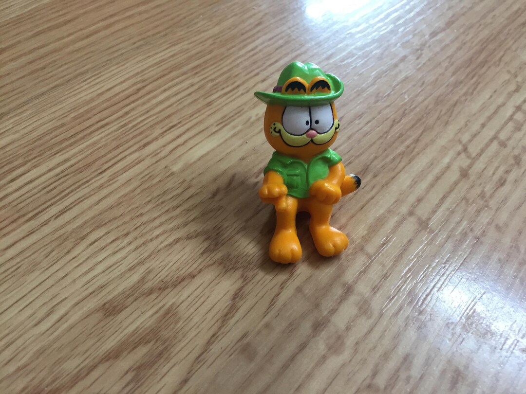 Vintage 1980's Garfield PVC Figure Safari Garfield MCDONALD'S Vintage ...