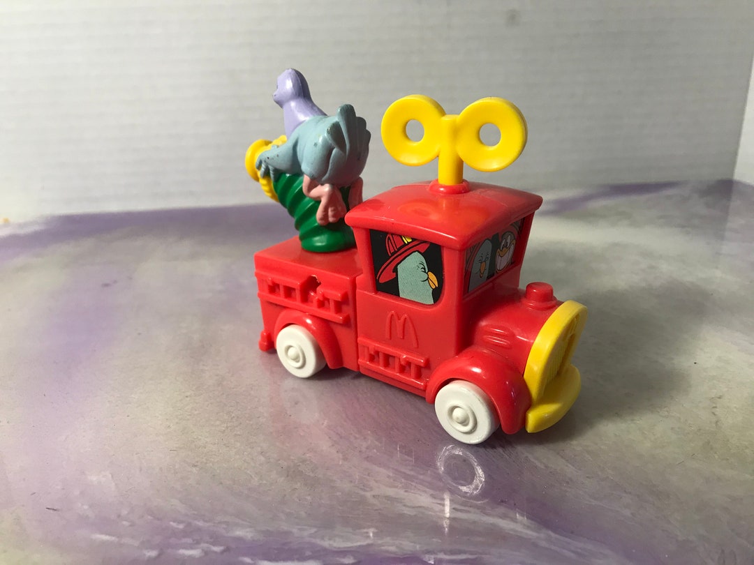 Vintage 1994 Disney Looney Tunes Goodfeathers Pigeons Mcdonald's Happy ...