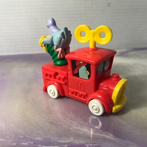 Vintage 1994 Disney Looney Tunes Goodfeathers Pigeons Mcdonald's Happy ...