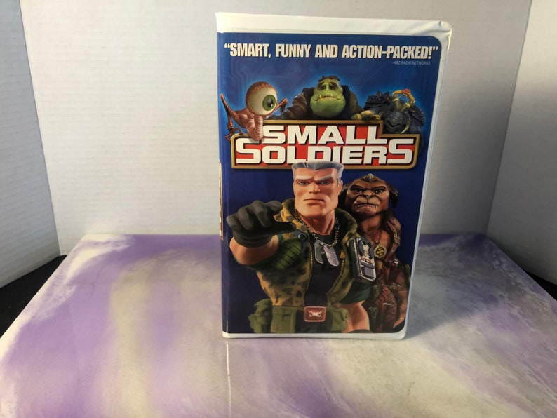 Vintage 1998 Small Soldiers VHS Movie - Dreamworks Small Soldiers ...