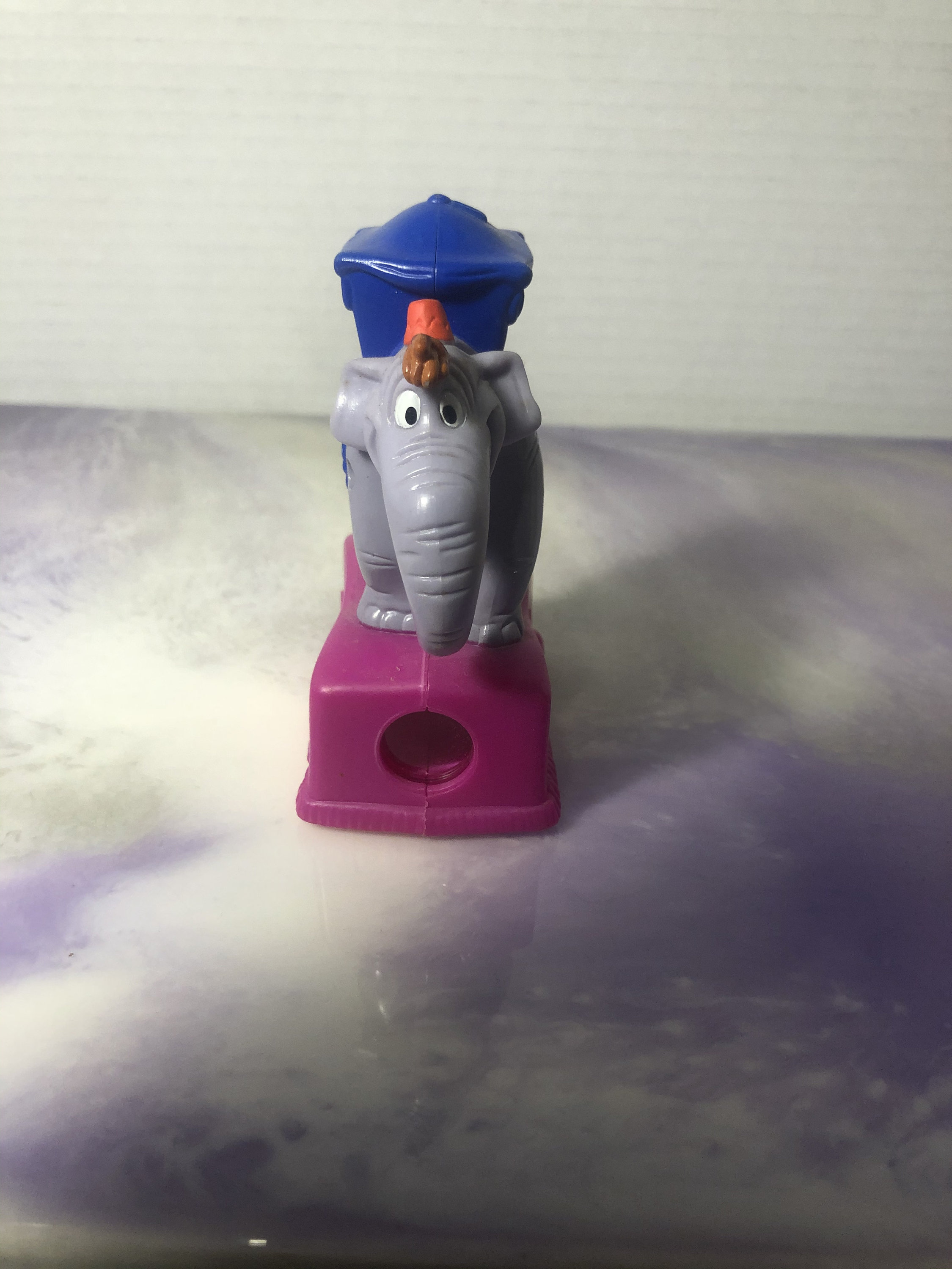 Vintage Disney's Aladdin Figure Aladdin APU as Elephant - Viewfinder ...