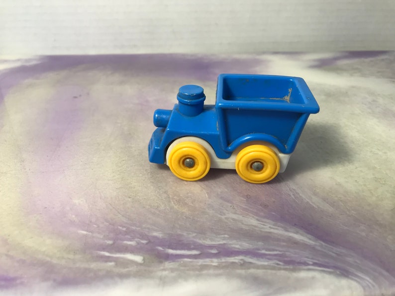 Vintage ILLCO Toys Blue Train Toy 1980s Rolling Toy Rare - Etsy España