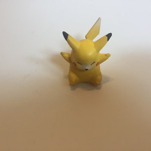 Vintage Pokemon PIKACHU PVC Pencil Topper Figure Assorted Rare Vintage ...