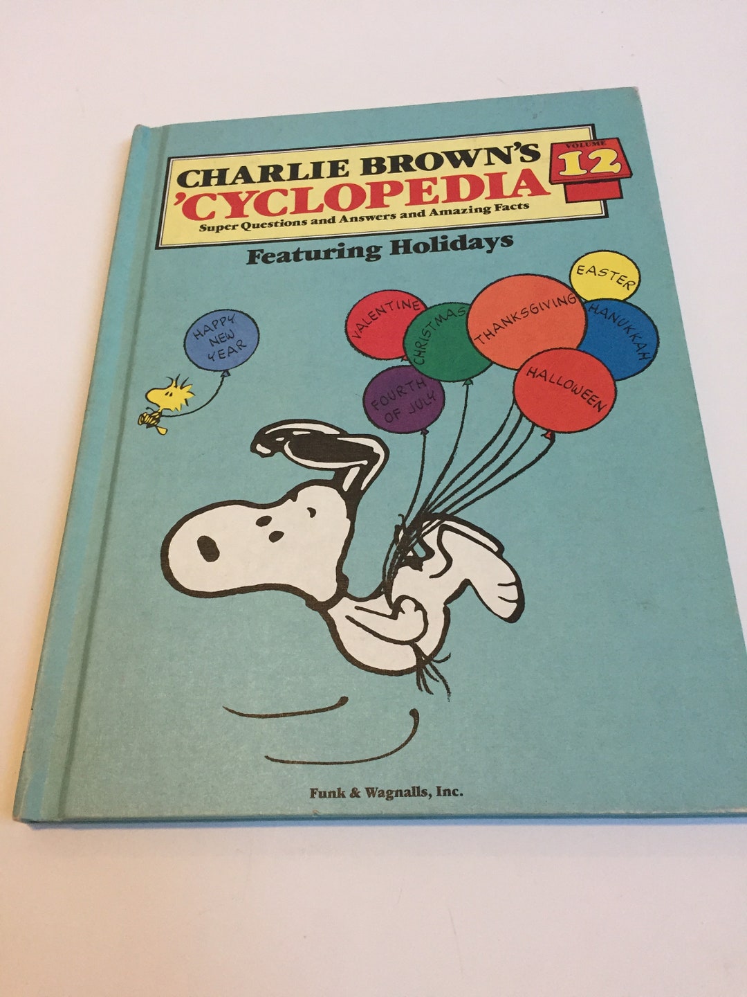 Vintage Charlie Brown Cyclopedia 1980s Charlie Brown Encyclopedia ...