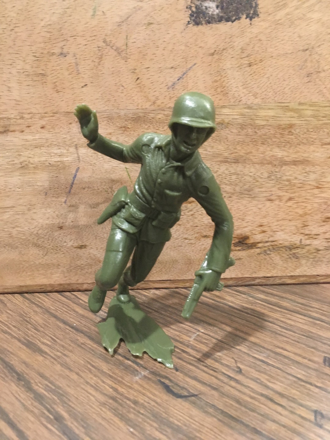 Vintage Louis Marx 6 Army Man World War Styled Plastic Toy Figure ...