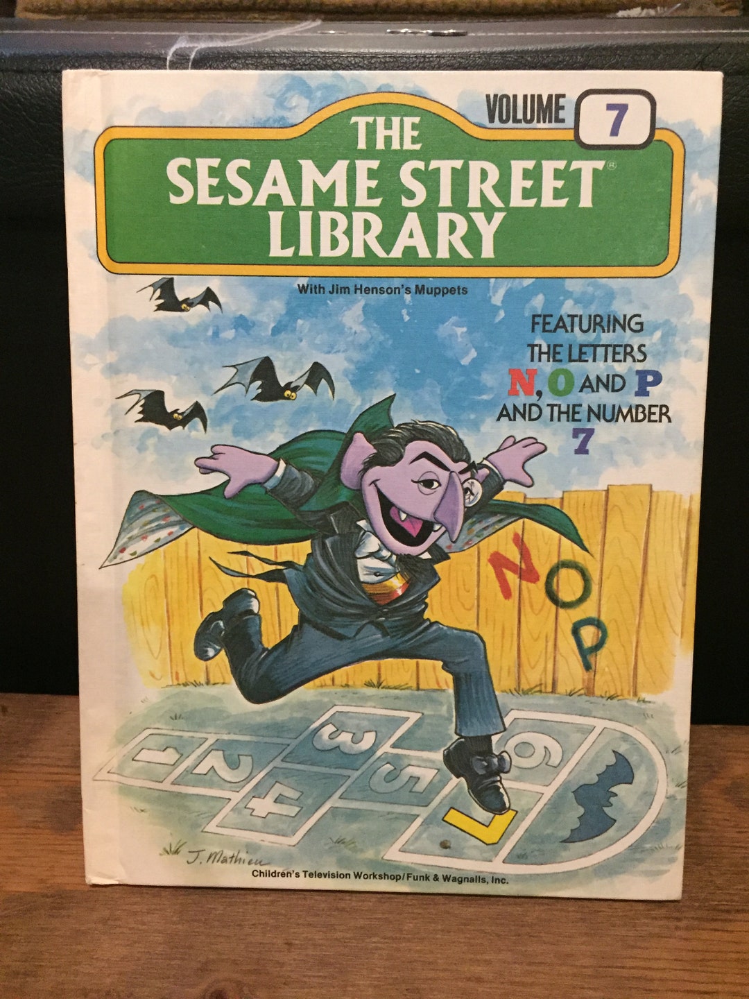 The Sesame Street Library: With Jim Henson's Muppets by Michael K ...