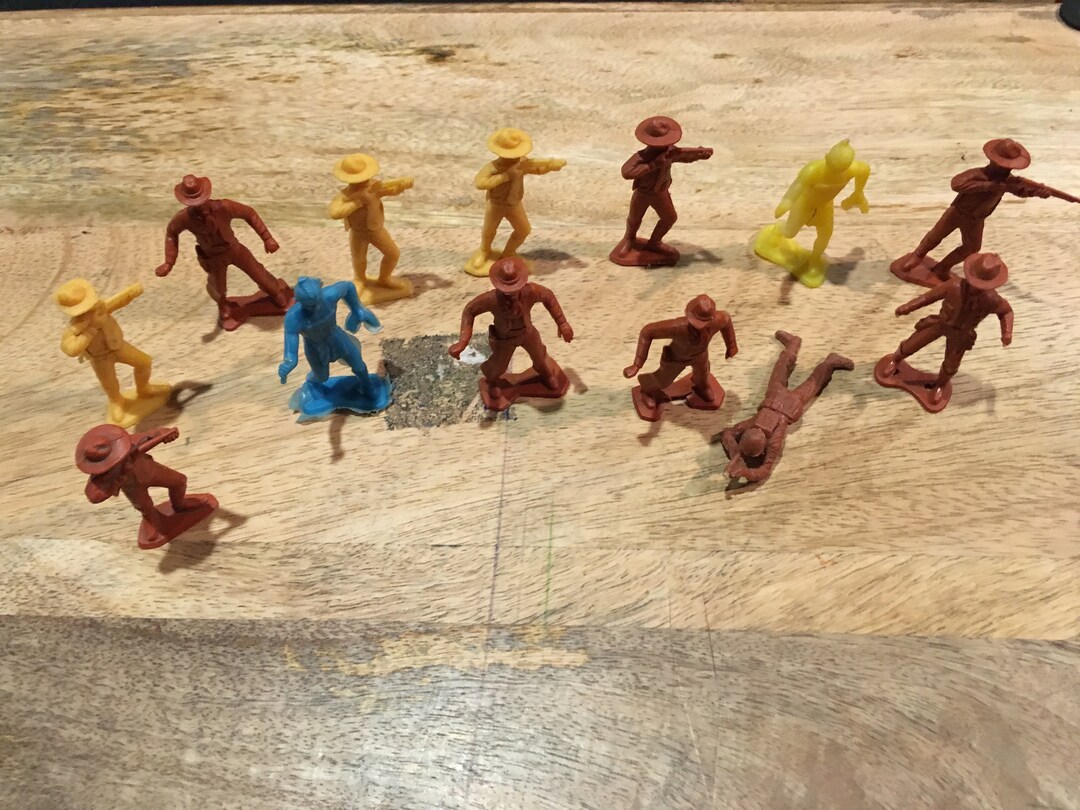 Vintage Lot of 13 Marx Cowboys and Indians Toy Red Yellow Blue - Marx ...