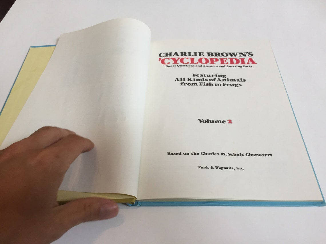 Vintage Charlie Brown Cyclopedia 1980s Charlie Brown Encyclopedia ...