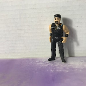 Vintage Savio Vega WWF/ WWE Titan Sports Wrestler Action Figure Vintage ...