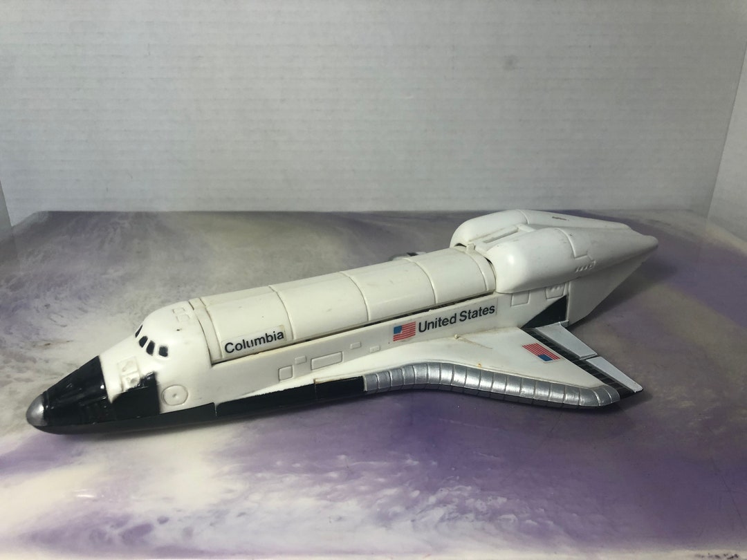 Vintage 1980's Space Ship AM Radio Space Shuttle Columbia - Radio Shack ...