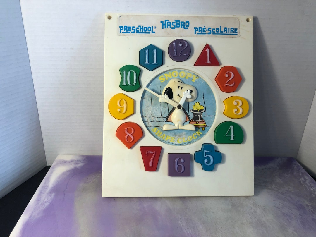 Vintage Snoopy Romper Room Shape Clock 1965 Hasbro Peanuts Gang Puzzle ...